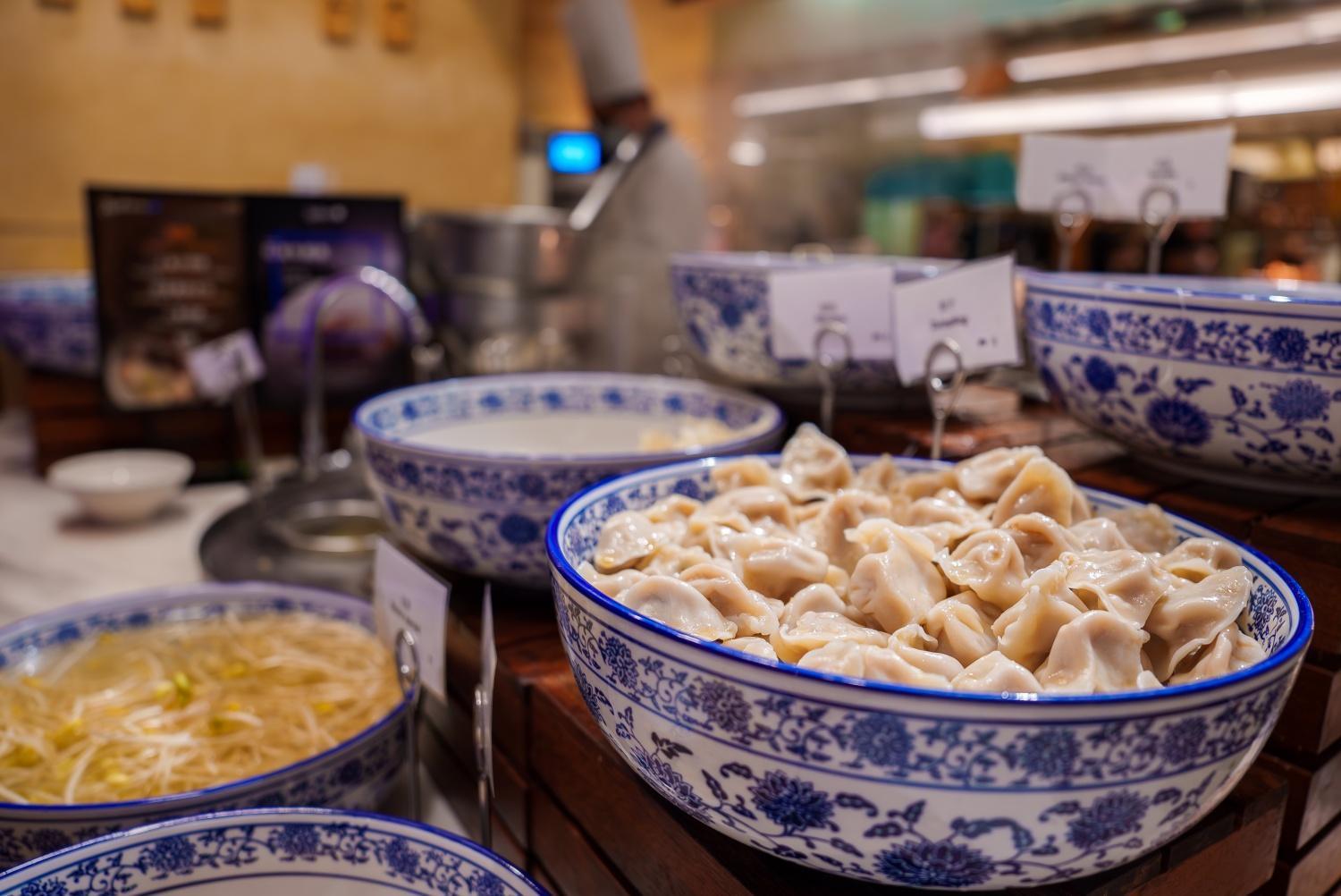 RADISSON BLU HOTEL SHANGHAI NEW WORLD | ⋆⋆⋆⋆⋆ | CHINA | SEASON DEALS ...