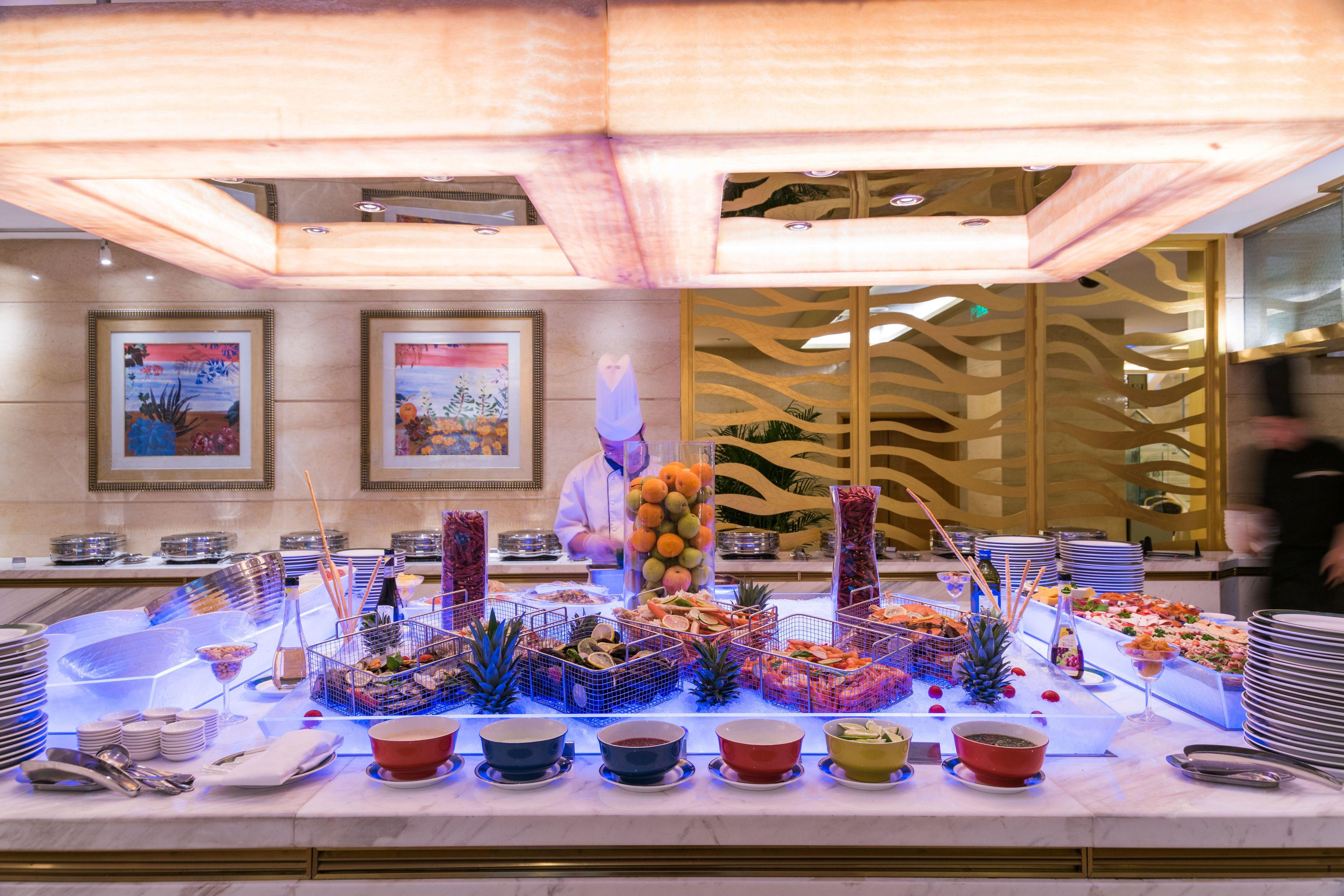 RADISSON BLU HOTEL SHANGHAI NEW WORLD | ⋆⋆⋆⋆⋆ | CHINA | SEASON DEALS ...